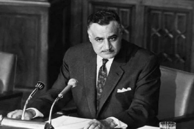 Discours du président Gamal Abdel Nasser de la maison de la radio à l ...