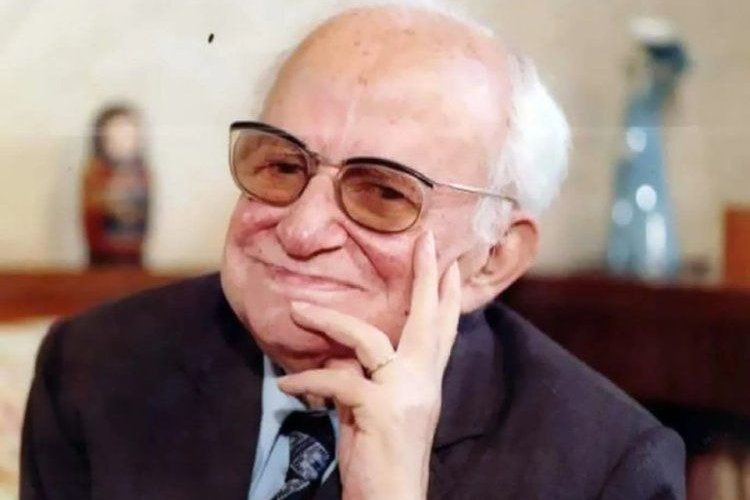 "Yahya Haqqi" The lamp that still lights our path - Nasser Youth Movement